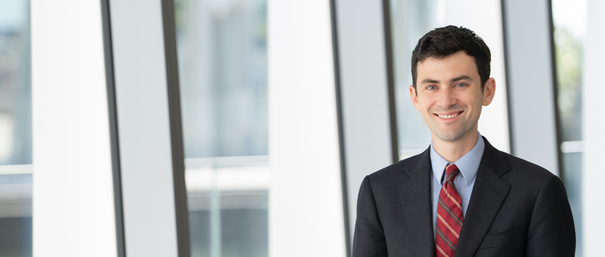 Christopher Yeager - Williams & Connolly LLP