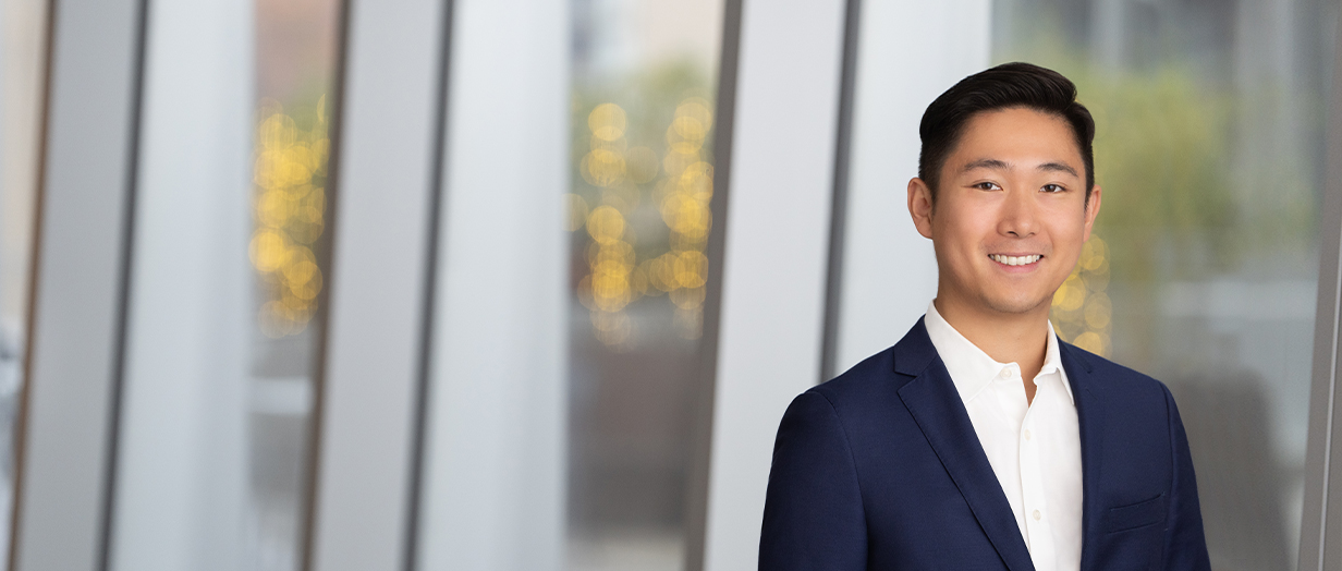 Leo Ding | Williams & Connolly LLP
