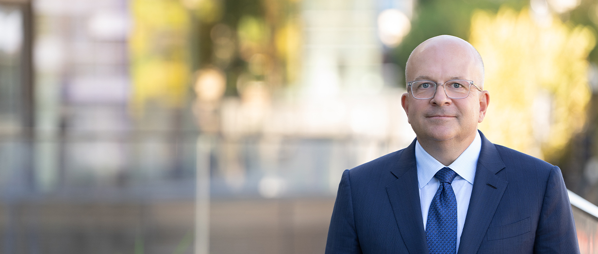 Steven Farina - Williams & Connolly LLP